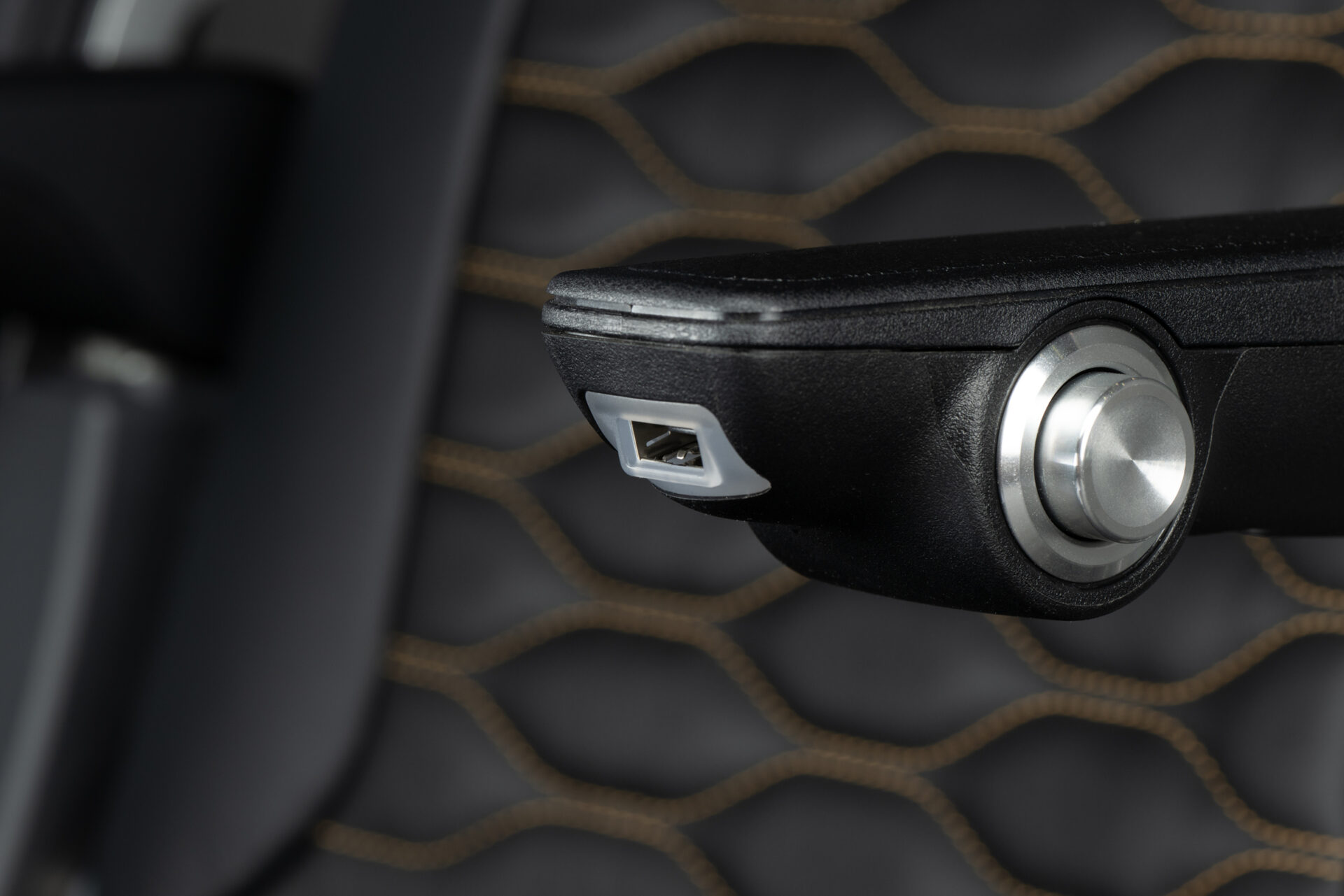 Hawk Seat | Mirus Aircraft Seating